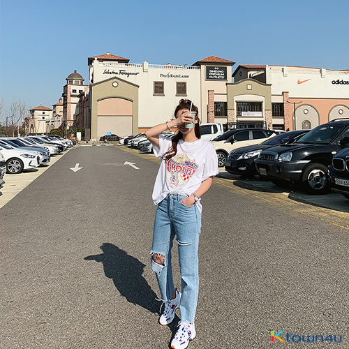 ktown4u.com : Cariden Printed T-Shirt [Ivory]