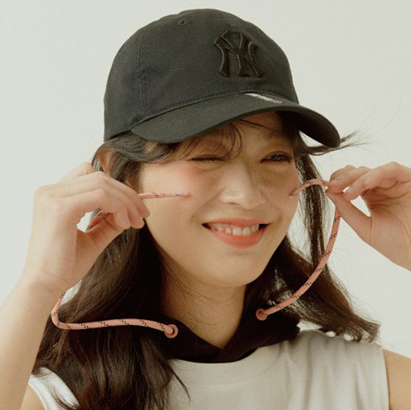 ktown4u.com : BLIND UNSTRUCTURED BALL CAP NY (BLACK)