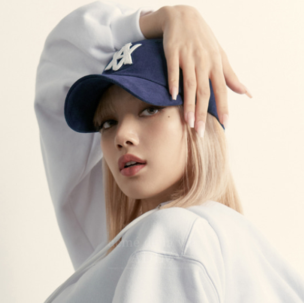 cn.ktown4u.com : [ADLV x LISA] A LOGO EMBLEM CHAIN EMBOSSING PATCH BALL ...