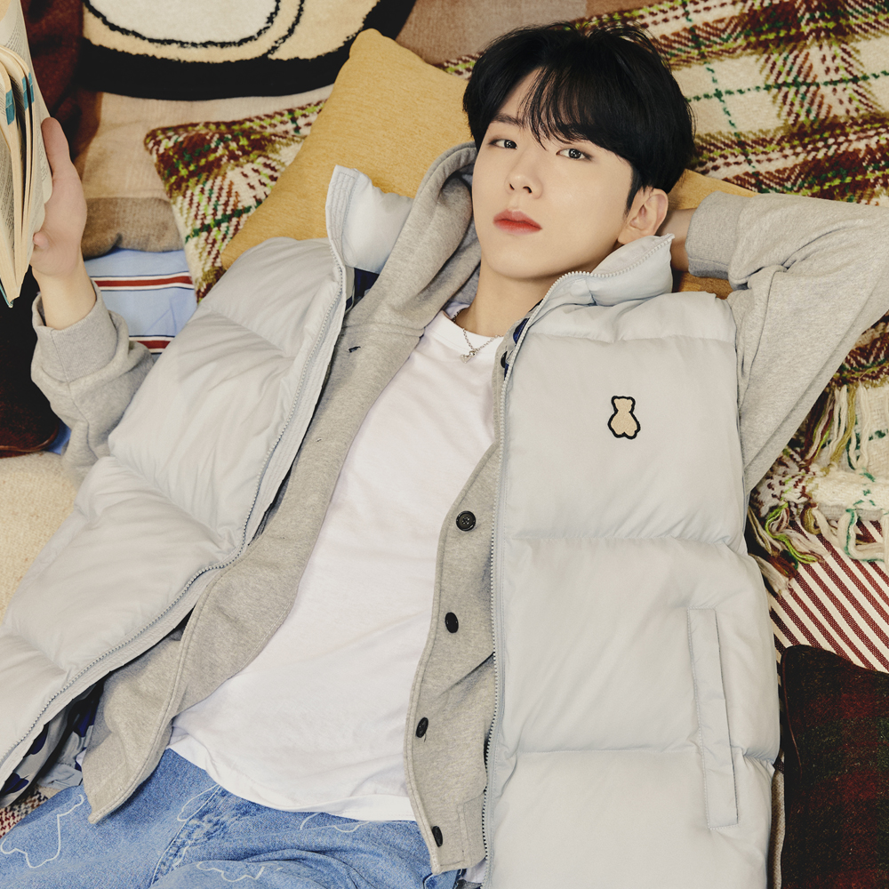 cn.ktown4u.com : (MONSTA X KIHYUN Gift Set) Bear 3 Way Short Padding [Sky][CN]