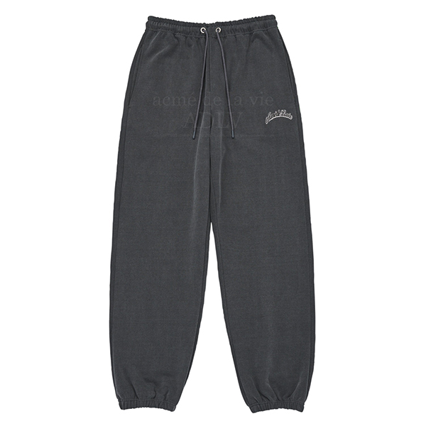 ktown4u.com : Pigment Script Logo Training Pants [Charchoal]